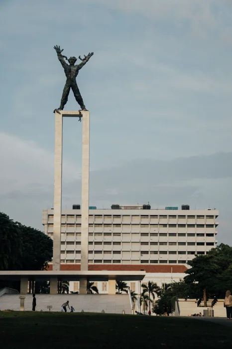 12 Tempat Makan Dekat Lapangan Banteng Terpopuler 2026, Legendaris dan ...