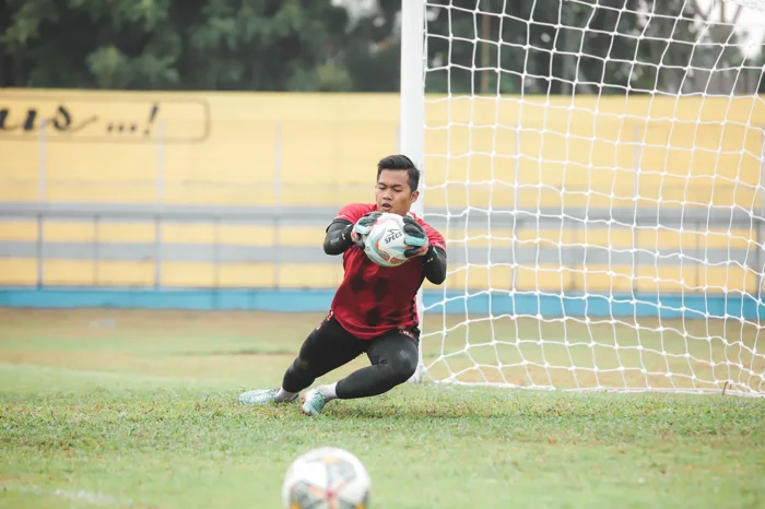 Daftar Terbaru 10 Kiper Termahal Asia 2026: Duo Timnas Indonesia Masuk ...