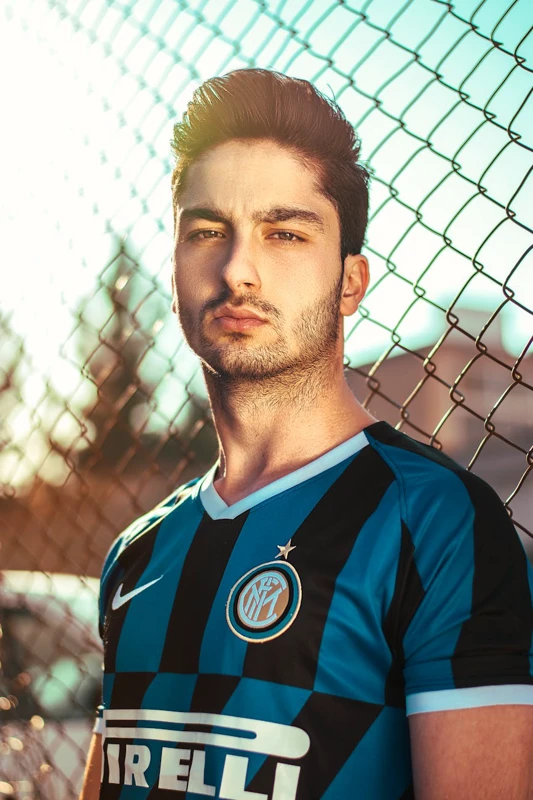 Inter Milan Tegas Tolak Barcelona, Transfer Alessandro Bastoni Resmi ...